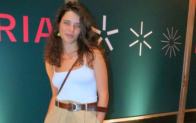 Bruna Linzmeyer Biografia Fotos E últimas Notícias · Notícias Da Tv